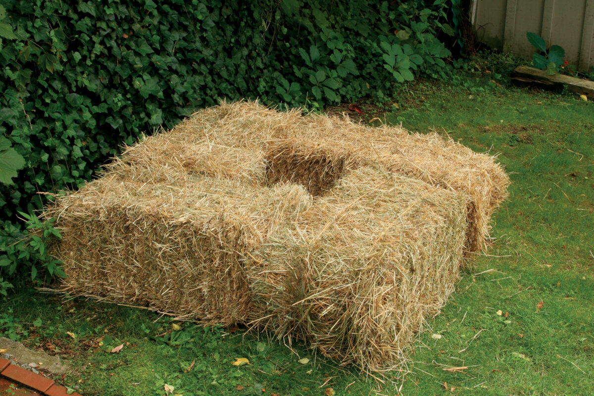 Build a Garden Out of Straw - Fine Gardening