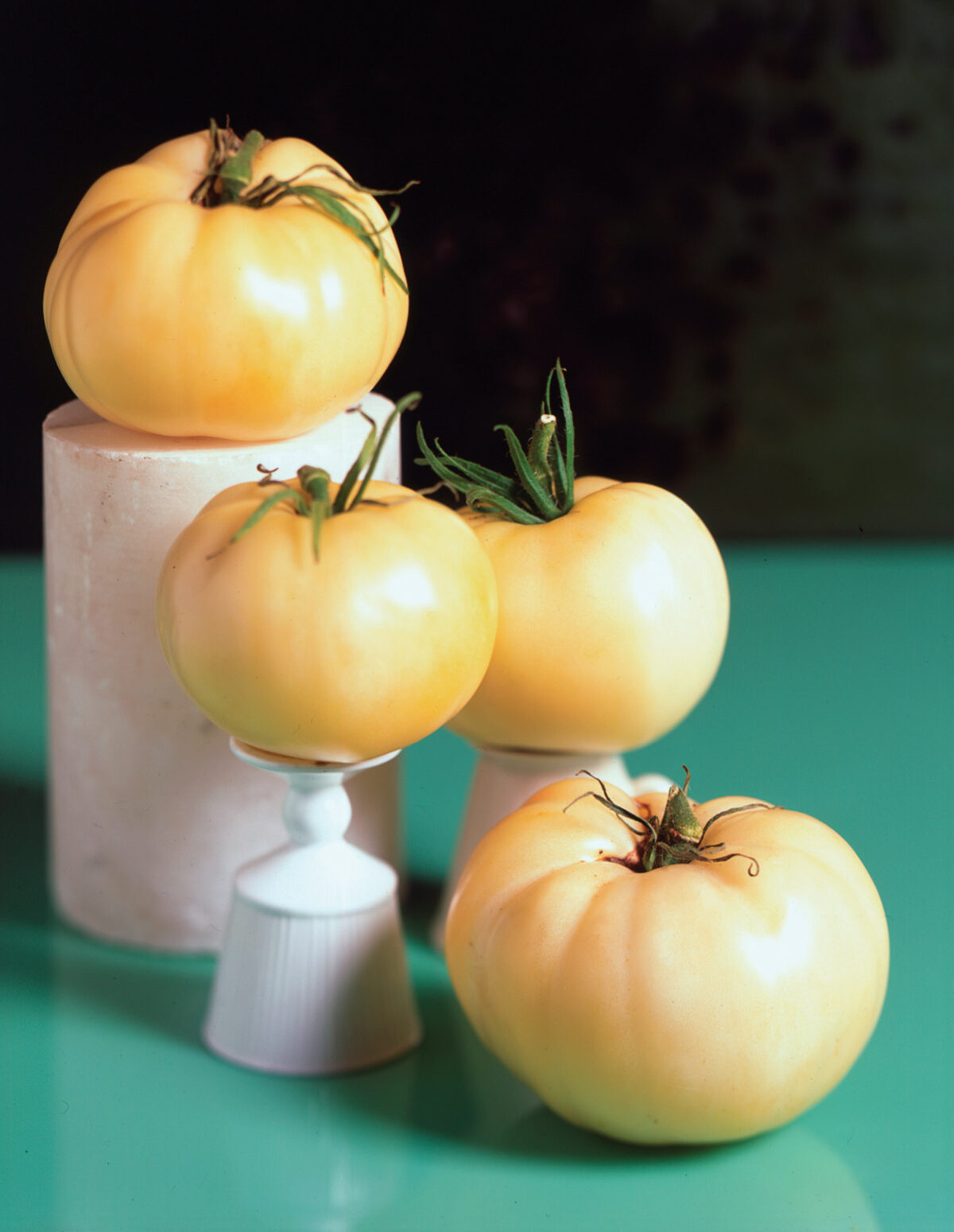 19 Varieties of Heirloom Tomatoes to Grow in the Kitchen Garden - Fine ...