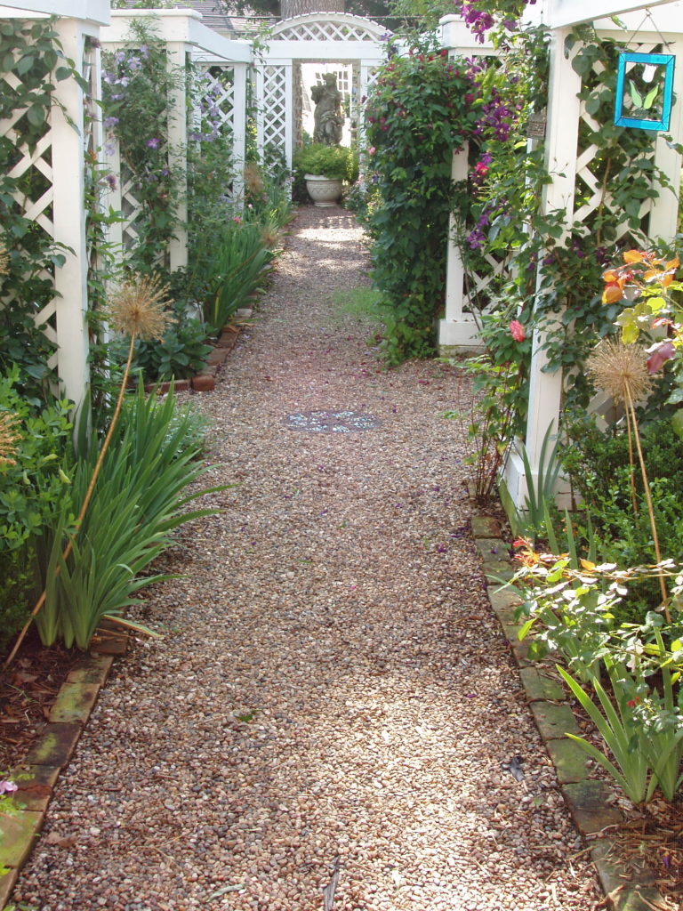 Paths and Gateways - Fine Gardening