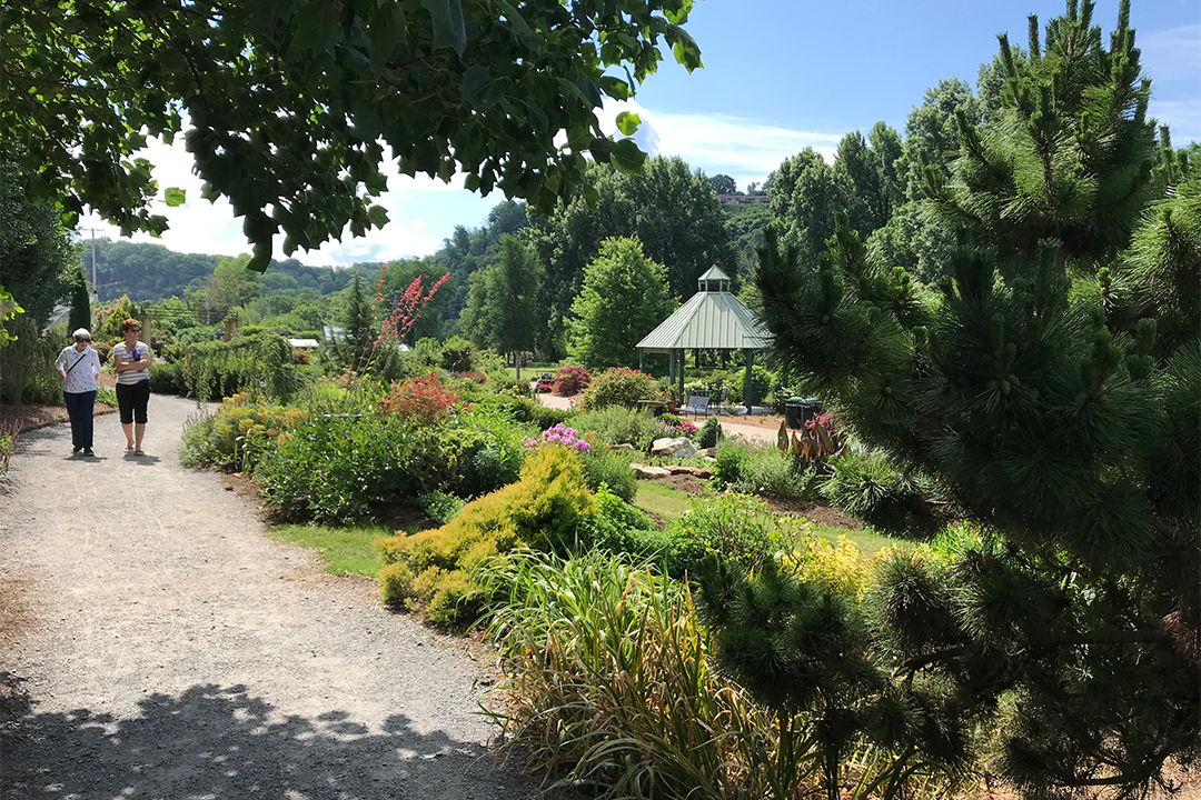 Finding Inspiration at Public Gardens - Fine Gardening