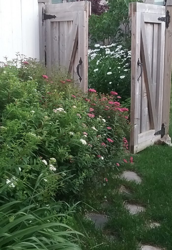 Making a Welcoming Garden - Fine Gardening