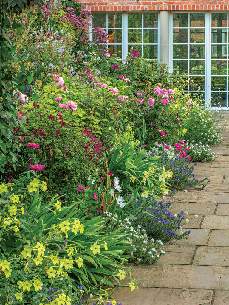 Mixing the Cottage-Garden Style With the New Perennial Approach - Fine ...